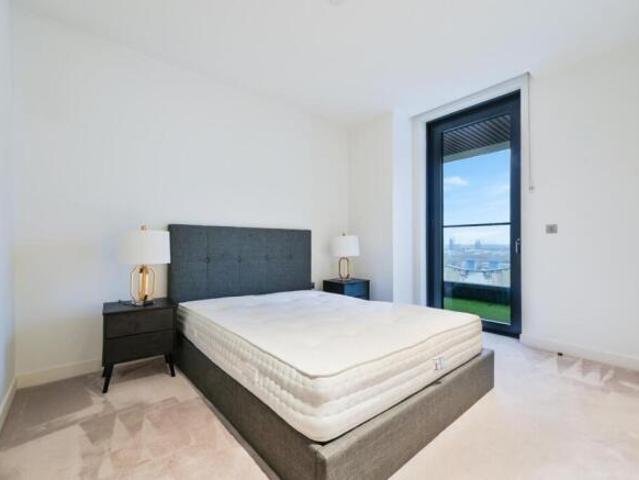 2 bedroom apartment for sale in Bagshaw Building, Wards Place, Canary Wharf, E14