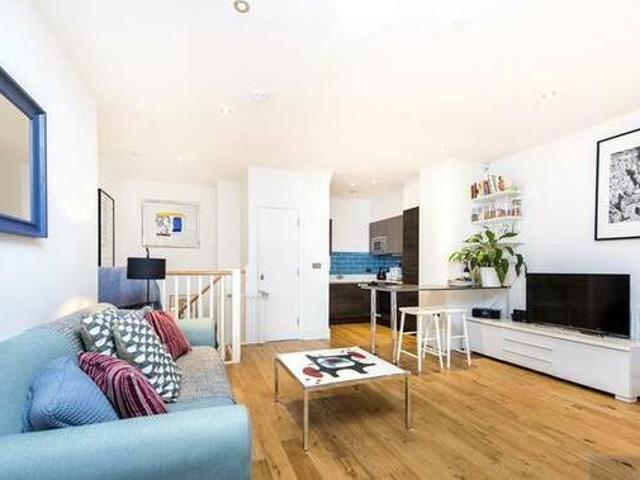 2 bedroom apartment for sale in Balmes Road London N1