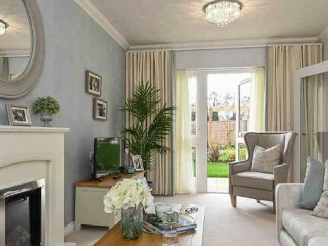 2 Bedroom Apartment For Sale In Basingstoke, Hampshire