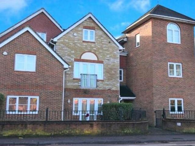 2 Bedroom Apartment For Sale In Basingstoke, Hampshire