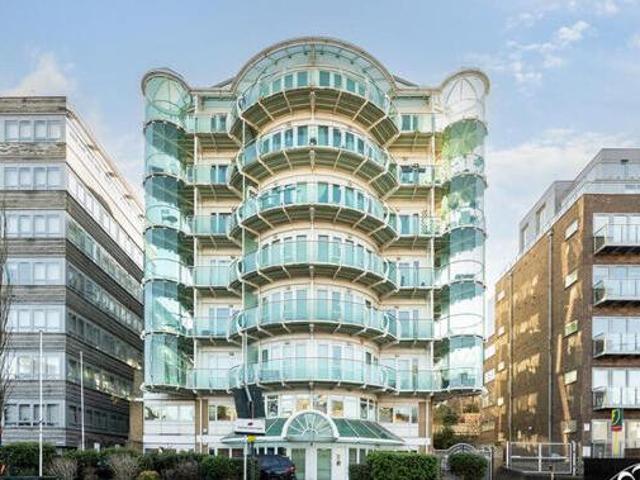 2 Bedroom Apartment For Sale In Barnet