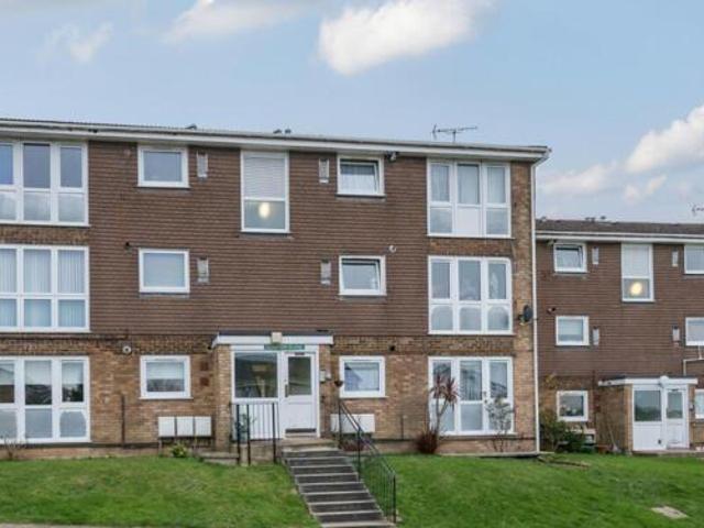 2 Bedroom Apartment For Sale In Barnet
