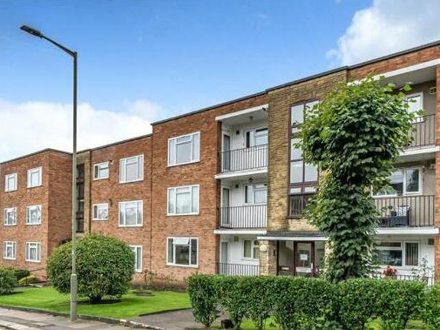 2 Bedroom Apartment For Sale In Barnet