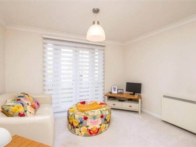 2 bedroom apartment for sale in Barnstaple Road, Thorpe Bay, Essex, SS1