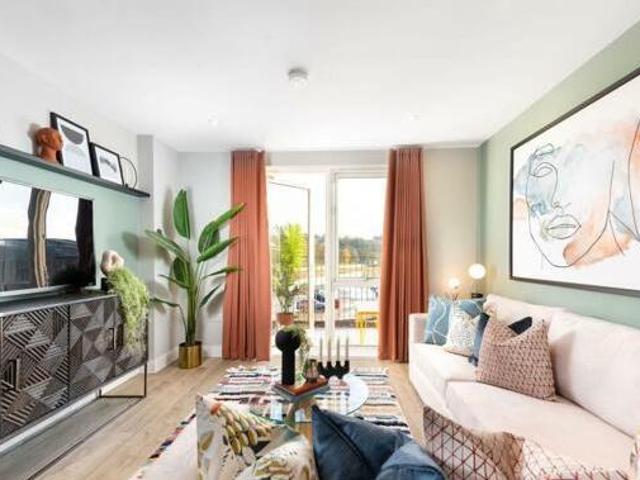 2 Bedroom Apartment For Sale In Barrack Street, Norwich