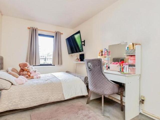 2 bedroom apartment for sale in Barton Close, Peterborough, PE4