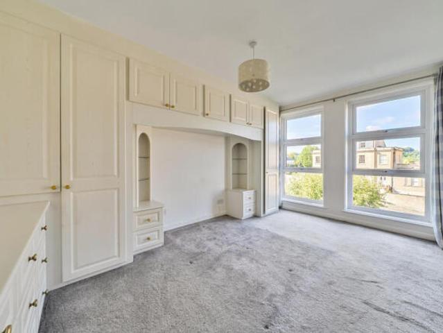 2 bedroom apartment for sale in Bathwick Hill, Bath, Somerset, BA2