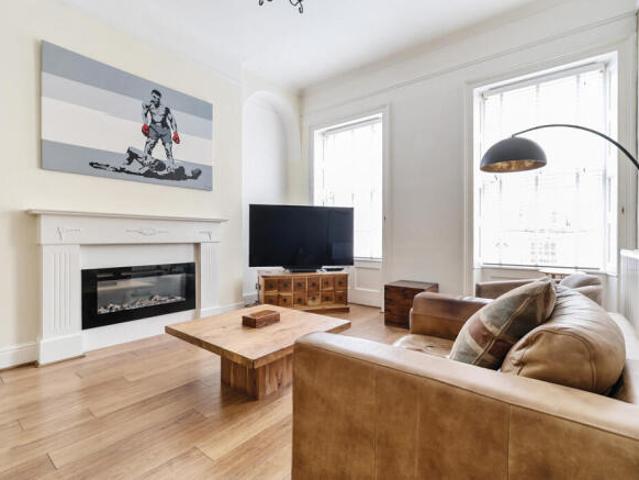 2 bedroom apartment for sale in Bathwick Street, Bath, Somerset, BA2