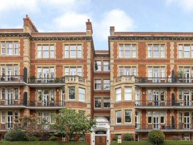2 Bedroom Apartment For Sale In Battersea, London