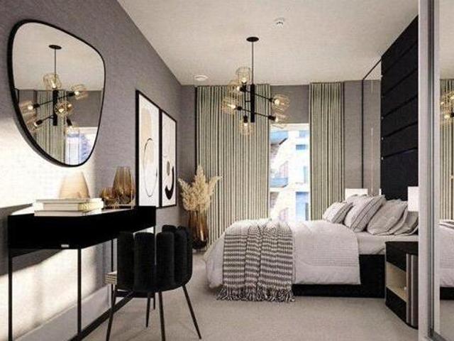 2 Bedroom Apartment For Sale In Battersea, London
