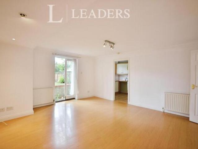 2 bedroom apartment for sale in Becketts Court, Glebe Road, Chelmsford, CM1