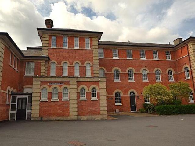 2 bedroom apartment for sale in Belgrove Place, Ribbans Park Road, Ipswich, Suffolk, IP3