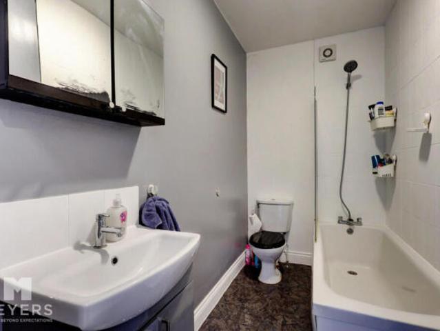 2 bedroom apartment for sale in Beresford Road, Bournemouth, BH6 5, BH6
