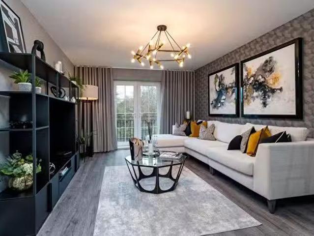 2 Bedroom Apartment For Sale In Bilsland Avenue, Glasgow, G20