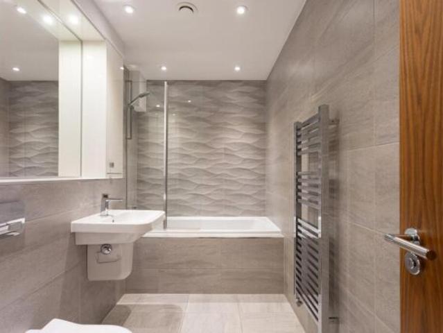 2 bedroom apartment for sale in Bishopthorpe Road, York, North Yorkshire, YO23
