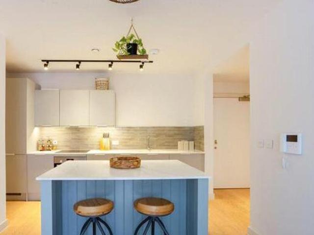 2 Bedroom Apartment For Sale In Birmingham, West Midlands