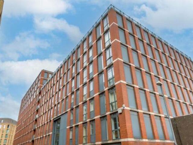 2 Bedroom Apartment For Sale In Birmingham, West Midlands