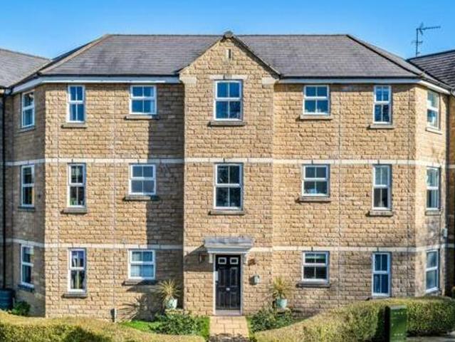 2 Bedroom Apartment For Sale In Birkenshaw