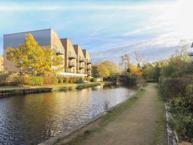 2 bedroom apartment for sale in Bittern House, West Drayton, UB7