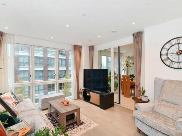 2 Bedroom Apartment For Sale In Blackwall, London