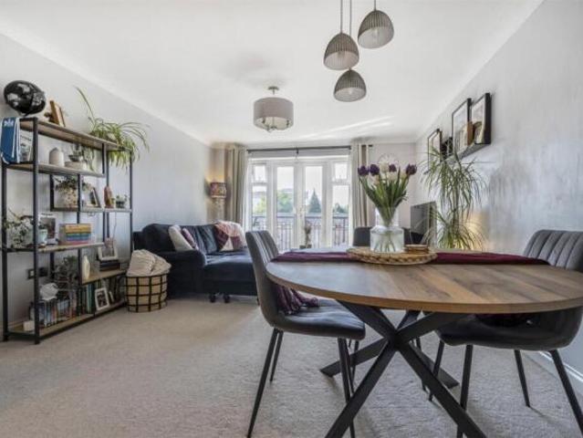 2 bedroom apartment for sale in Blakes Quay, Reading, RG1