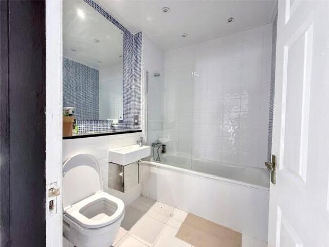 2 bedroom apartment for sale in Blenheim House, 145 147 Westgate Road, Newcastle Upon Tyne, NE1