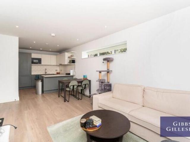 2 bedroom apartment for sale in Bogart House, Ealing, Filmworks Walk, W5