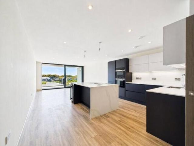 2 bedroom apartment for sale in Boscombe Overcliff Drive, Southbourne, Bournemouth, Dorset, BH5