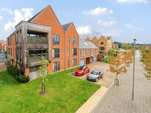 2 Bedroom Apartment For Sale In Bordon, Hampshire