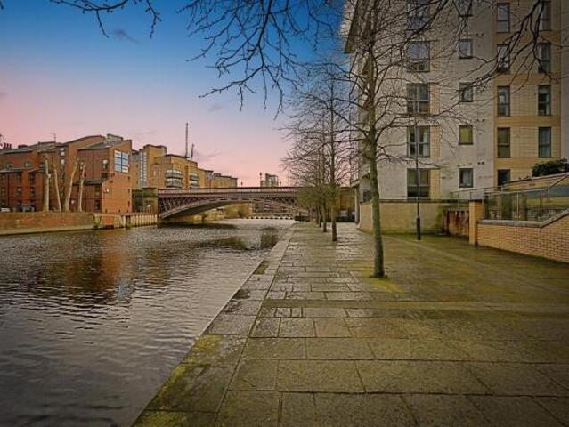 2 bedroom apartment for sale in Bowman Lane, Hunslet, Leeds, LS10