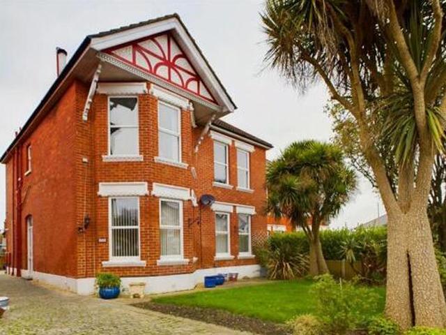 2 Bedroom Apartment For Sale In Bournemouth, Dorset