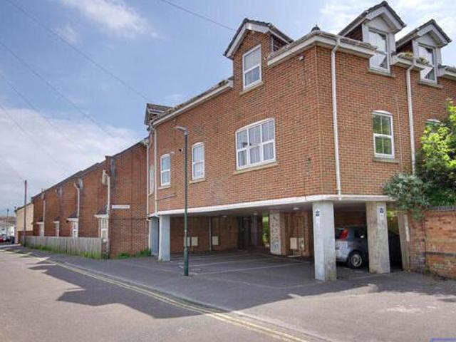 2 Bedroom Apartment For Sale In Bournemouth, Dorset