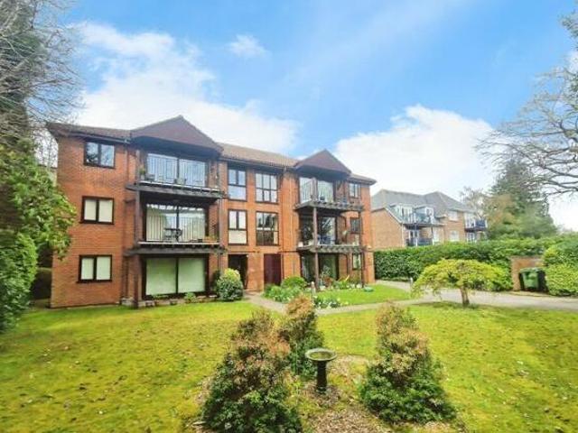 2 Bedroom Apartment For Sale In Bournemouth, Dorset