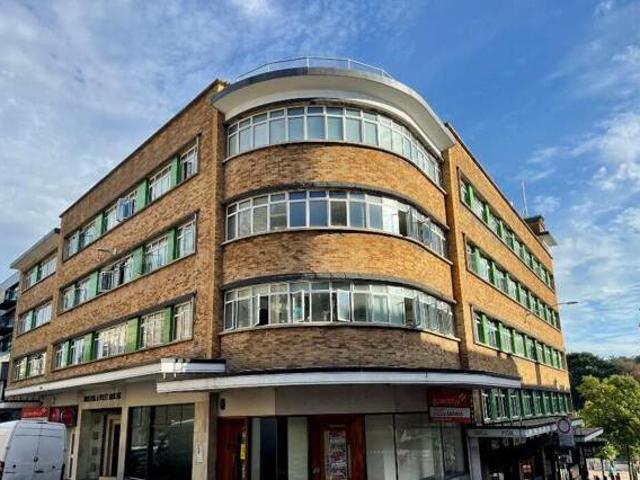 2 Bedroom Apartment For Sale In Bournemouth, Dorset