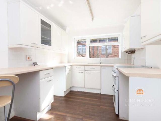 2 bedroom apartment for sale in Bournemouth Road, Poole, BH14