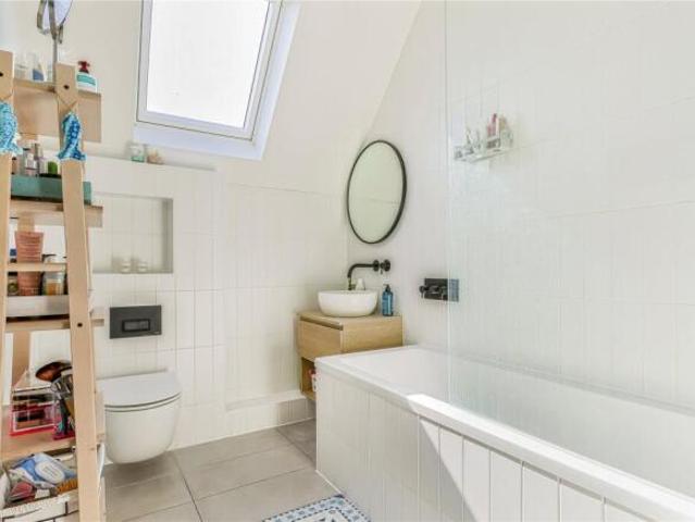 2 bedroom apartment for sale in Bournemouth Road, Poole, Dorset, BH14