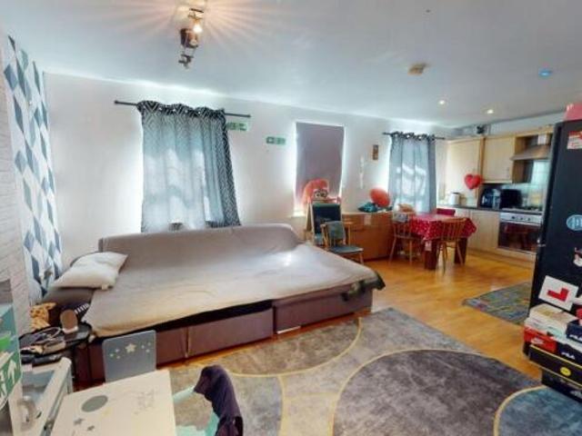 2 bedroom apartment for sale in Brander Close, Balby, Doncaster, DN4