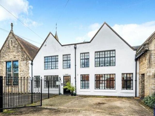 2 Bedroom Apartment For Sale In Brackley