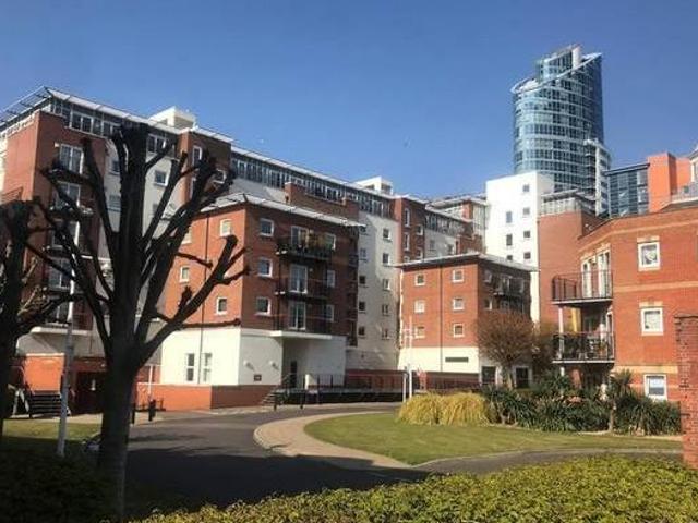 2 bedroom apartment for sale in Brecon House Gunwharf Quays PO1