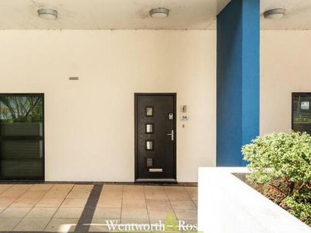 2 Bedroom Apartment For Sale In Brindley Place, Birmingham