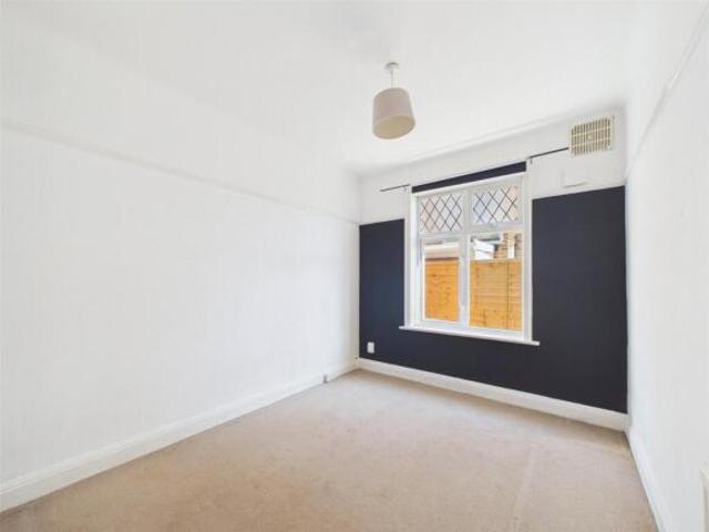 2 bedroom apartment for sale in Bridle Dene, 943 Castle Lane East, Bournemouth, Dorset, BH7