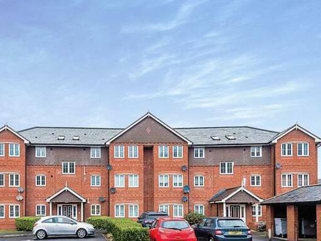 2 bedroom apartment for sale in Britannia Drive Beggarwood Basingstoke RG22