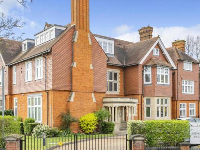 2 Bedroom Apartment For Sale In Bromley