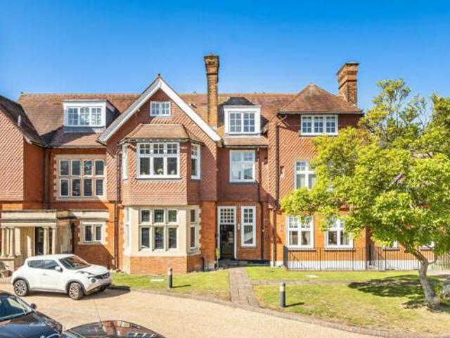 2 Bedroom Apartment For Sale In Bromley