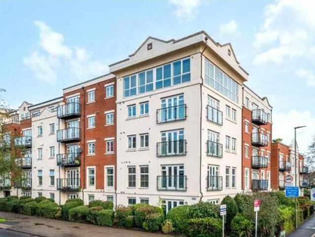 2 Bedroom Apartment For Sale In Bromley