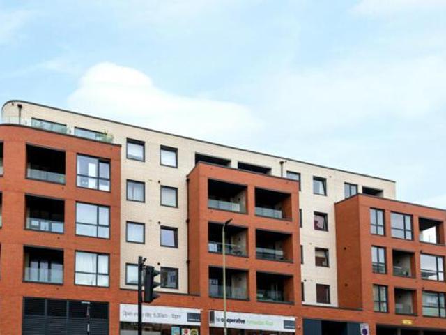 2 Bedroom Apartment For Sale In Bromley