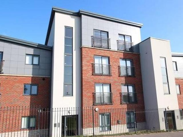 2 bedroom apartment for sale in Brooke Court Auckley DN9