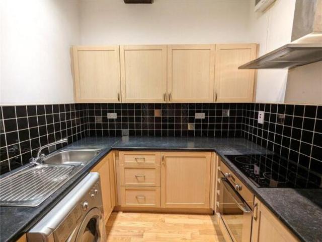 2 bedroom apartment for sale in Broadgate House, 2 Broad Street, Bradford, West Yorkshire, BD1