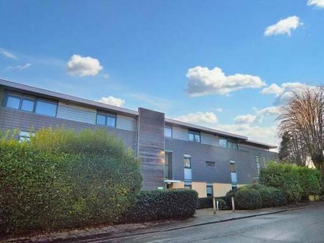 2 bedroom apartment for sale in Brunel Court Manor Road St Albans AL1