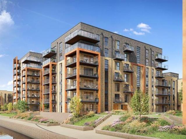 2 bedroom apartment for sale in Cable Wharf Northfleet DA11 9AA, DA11